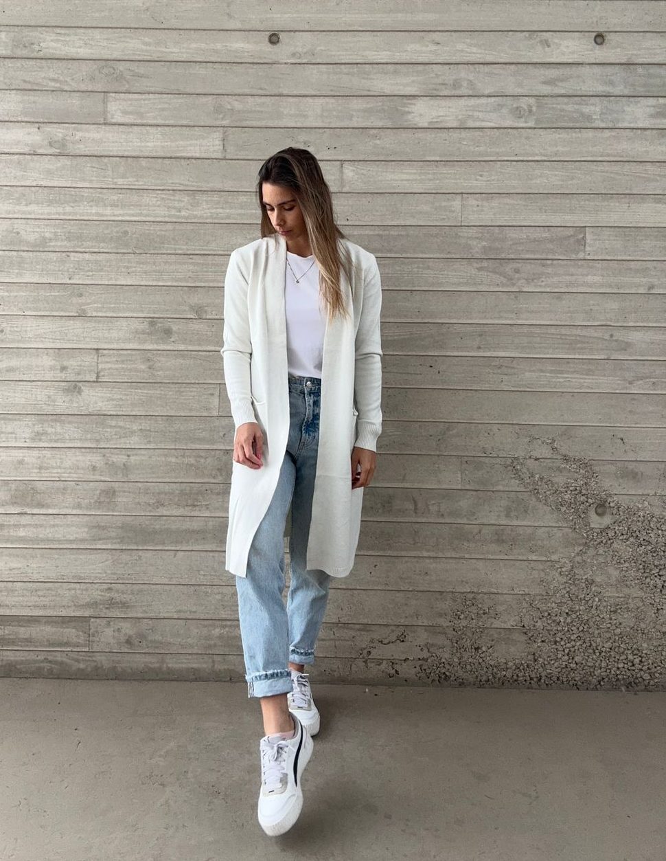 Cardigan Marshall – Emiro